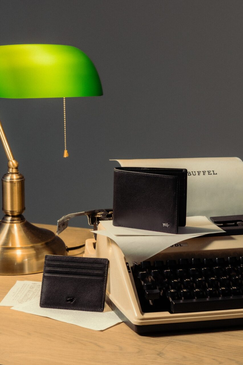 Men Wallets and Small Leather Goods – Braun Büffel Malaysia